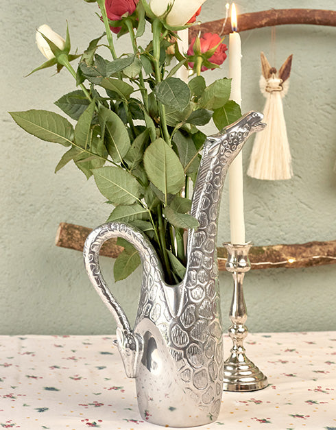 GIRAFFE PITCHER – GiraffeManorShop